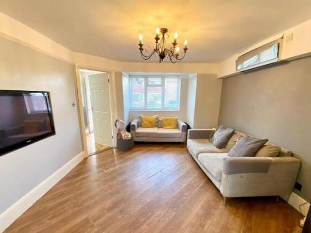 4 Bedroom End Of Terrace House For Sale In Staplehurst
