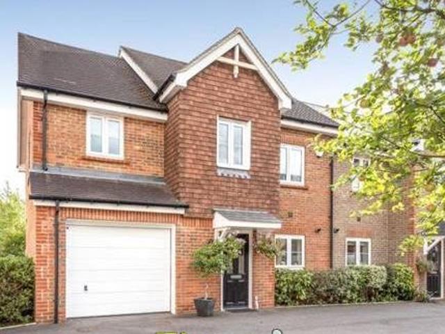 4 bedroom end of terrace house for sale in Station View Billingshurst West Sussex RH14 RH14