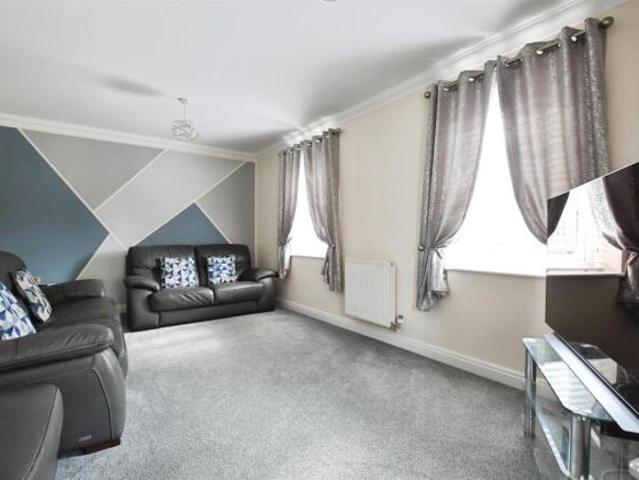4 bedroom end of terrace house for sale in Pools Brook Park, Kingswood, Hull, HU7