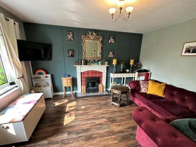4 Bedroom End Of Terrace House For Sale In Portchester