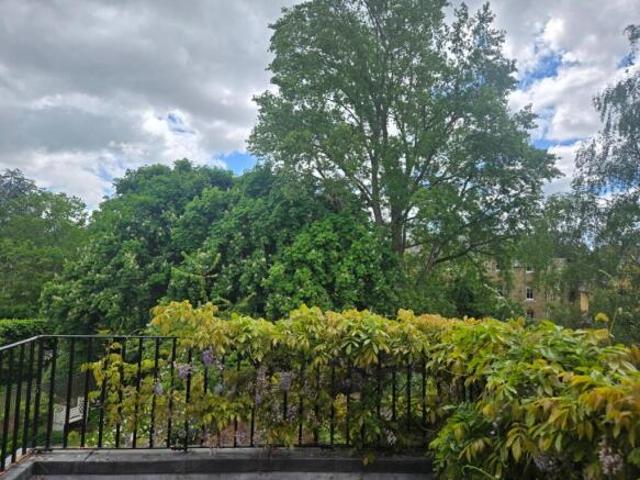 4 bedroom end of terrace house for sale in Park Town, Oxford, OX2