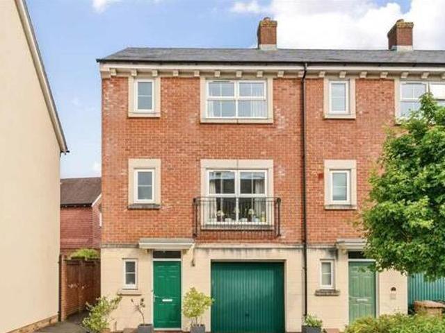 4 Bedroom End Of Terrace House For Sale In Picket Twenty