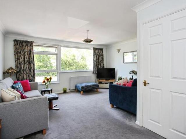 4 bedroom end of terrace house for sale in Quarry Hill Road, Tonbridge, Kent, TN9