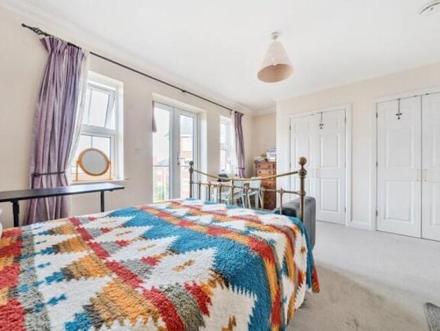 4 bedroom end of terrace house for sale in Rollesbrook Gardens, Southampton, Hampshire, SO15