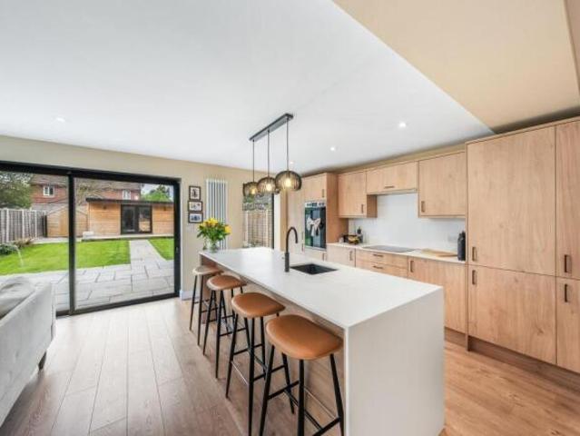 4 bedroom end of terrace house for sale in Weston Grove, Upton, CH2
