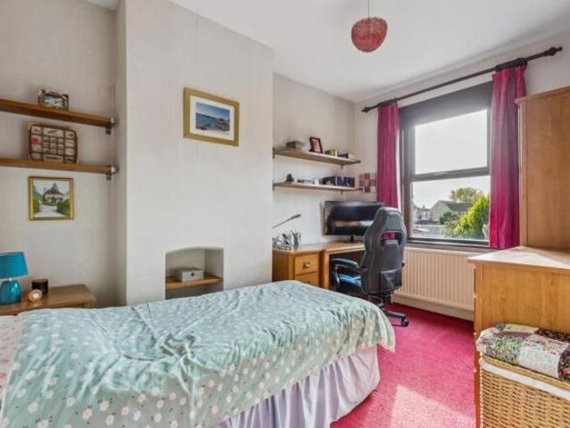 4 bedroom end of terrace house for sale in Willoughby Road, Langley, SL3