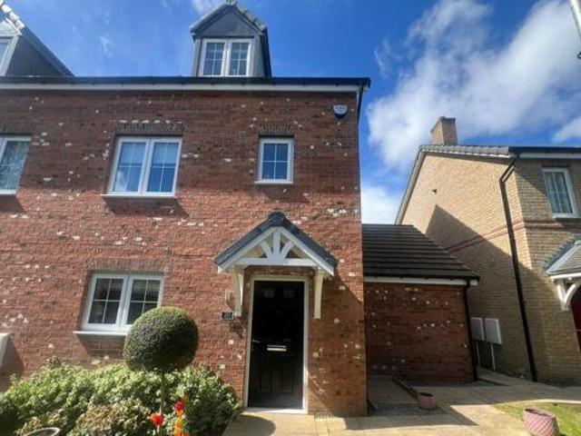 4 Bedroom End Of Terrace House For Sale In Wingate, Durham