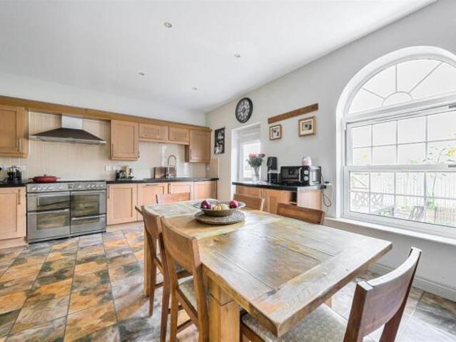 4 bedroom end of terrace house for sale in Tarragon Road, Maidstone, ME16