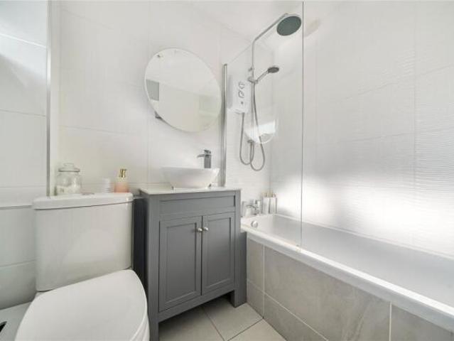 4 bedroom end of terrace house for sale in Treebourne Road, Biggin Hill, Westerham, Kent, TN16