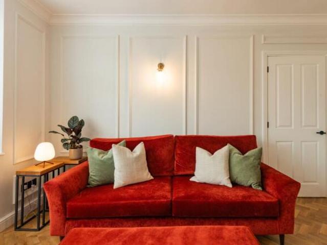 4 bedroom end of terrace house for sale in Trelawney Road, Bristol, BS6