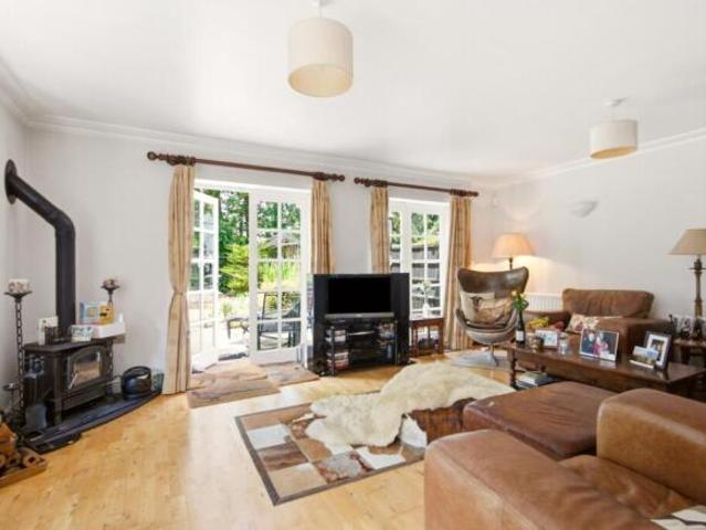 4 bedroom end of terrace house for sale in Trevelyan Place, St. Stephens Hill, St. Albans, Hertfordshire, AL1