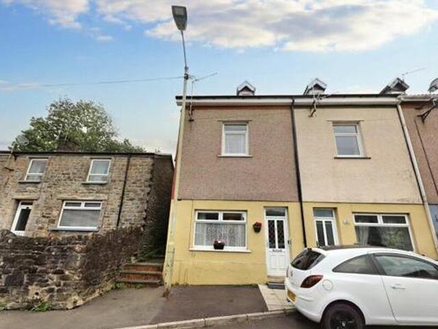 4 Bedroom End Of Terrace House For Sale In Troedyrhiw