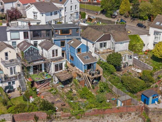 4 bedroom end of terrace house for sale in Victoria Street, Uplands, Swansea, SA2 0NE, SA2