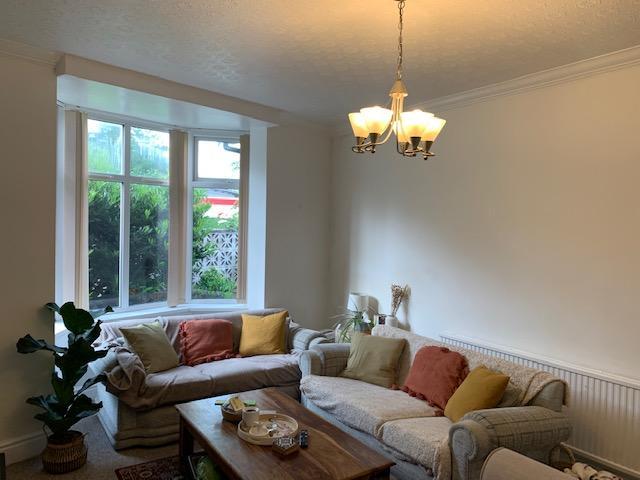 4 bedroom end of terrace house to rent