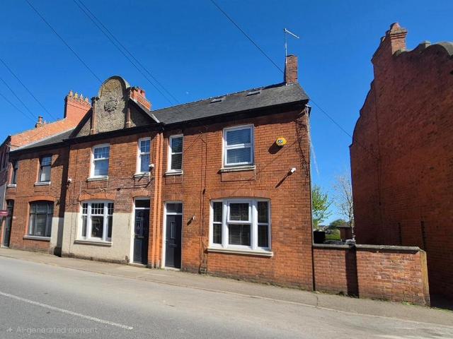 4 bedroom end of terrace house to rent