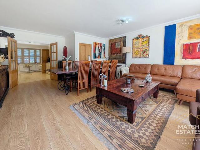 4 bedroom end of terrace house to rent