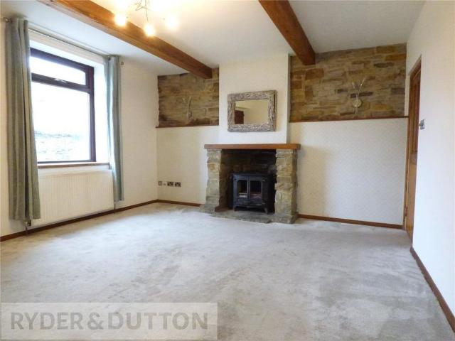 4 bedroom end of terrace house to rent