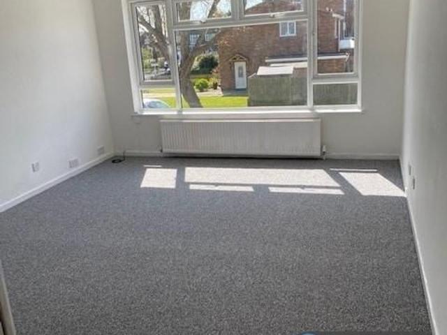 4 bedroom end of terrace house to rent