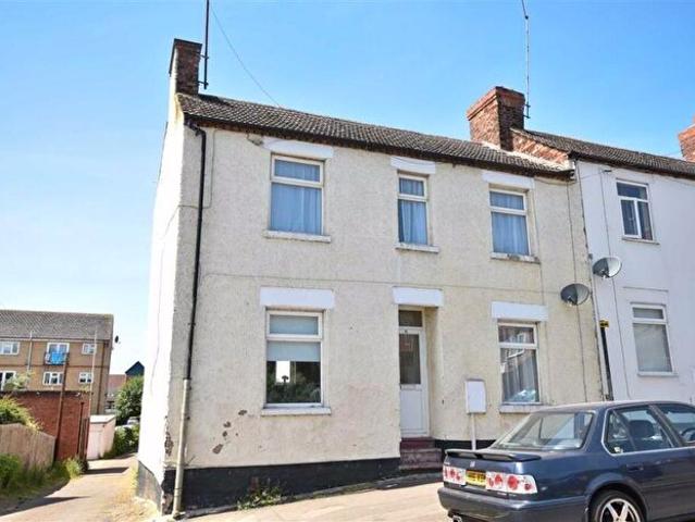 4 Bedroom End Of Terrace House To Rent In Brook Street East, Wellingborough, NN8