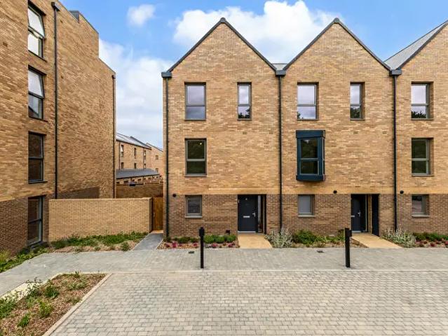4 Bedroom End Of Terrace House To Rent In Leaf Living At Beckley Place, Oxford, OX3
