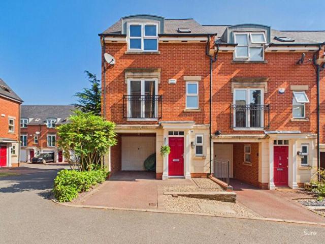 4 Bedroom End Of Terrace House To Rent In St. Katherines Court, Derby, DE22