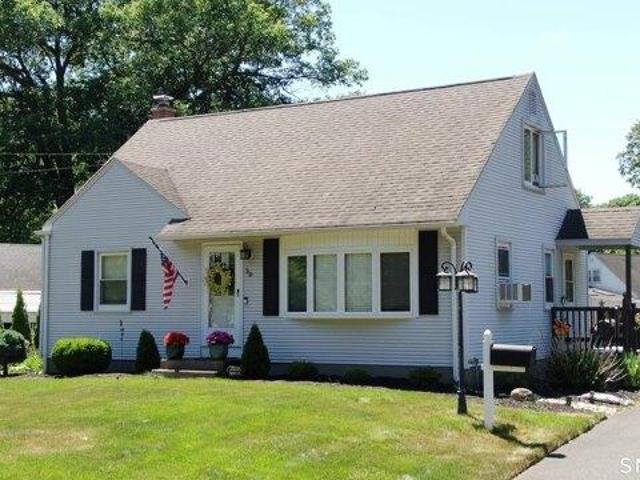 4 bedroom, Enfield CT 06082 104604800