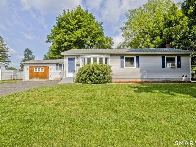 4 bedroom, Enfield CT 06082 104905842