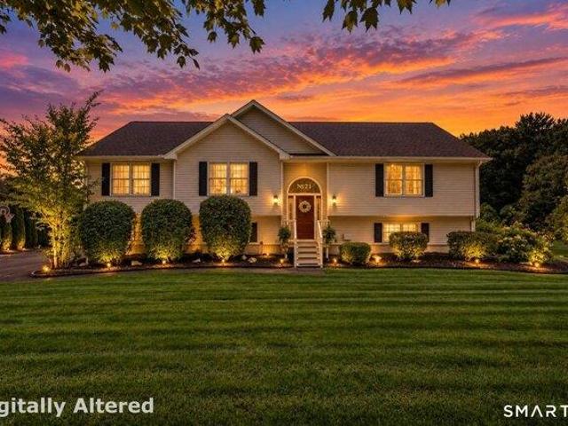 4 bedroom, Enfield CT 06082 105578087