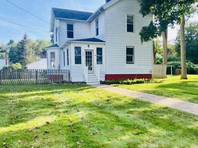 4 bedroom, Enfield CT 06082 105117055