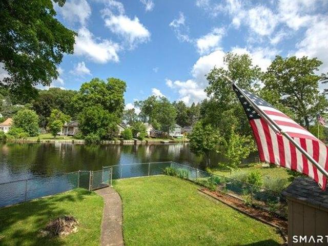 4 bedroom, Enfield CT 06082 105127149