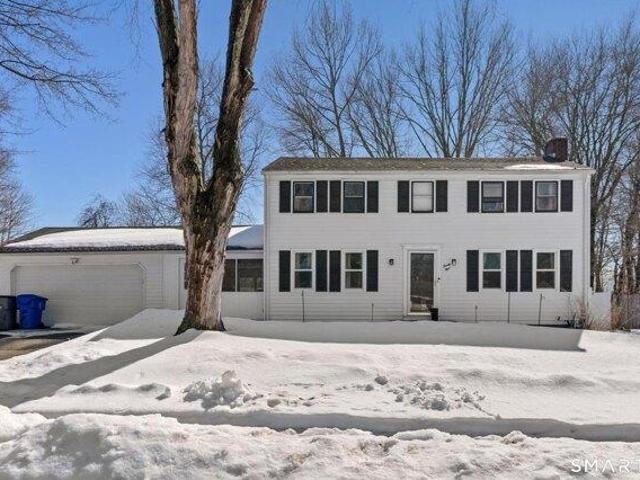 4 bedroom, Enfield CT 06082 LS102029234
