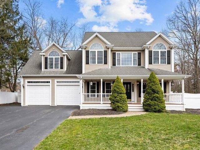 4 bedroom, East Bridgewater MA 02333 103189288