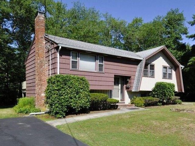 4 bedroom, East Bridgewater MA 02333 105083155