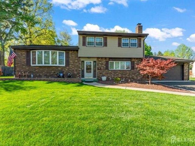4 bedroom, East Brunswick NJ 08816 102528897