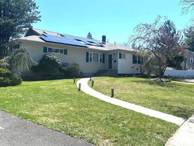4 bedroom, East Brunswick NJ 08816 102561170