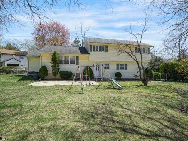 4 bedroom, East Brunswick NJ 08816 102561840