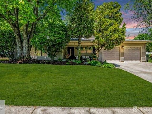 4 bedroom, East Brunswick NJ 08816 102800871