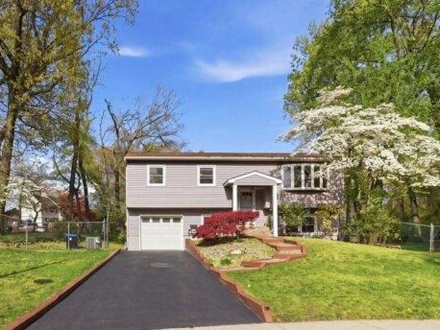 4 bedroom, East Brunswick NJ 08816 LS102828094