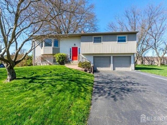 4 bedroom, East Brunswick NJ 08816 LS102318484