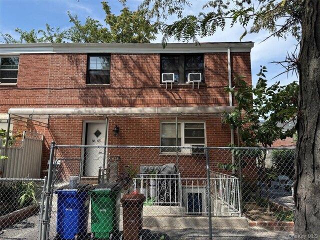 4 bedroom, East Elmhurst NY 11369 101801672