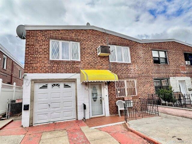 4 bedroom, East Elmhurst NY 11369 104900332