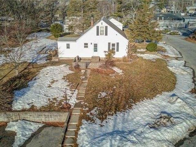 4 bedroom, East Greenwich RI 02818 102594630