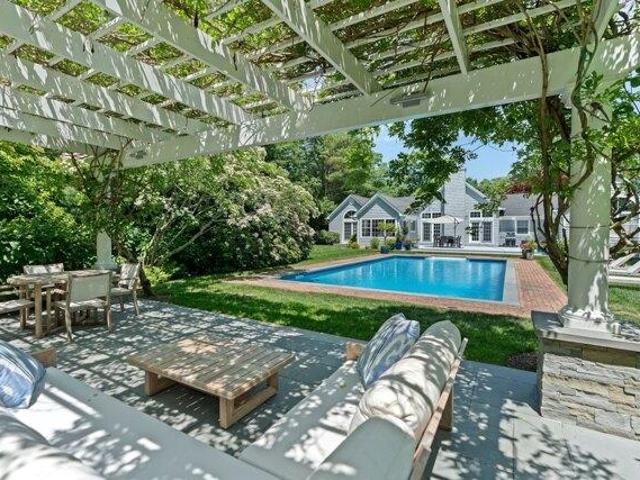 4 bedroom, East Hampton NY 11937 103625401