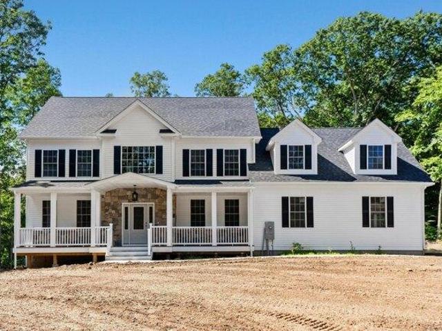 4 bedroom, East Hampton CT 06424 104571094