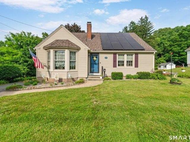 4 bedroom, East Hampton CT 06424 104691748
