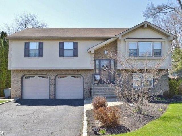 4 bedroom, East Hanover NJ 07936 102529411