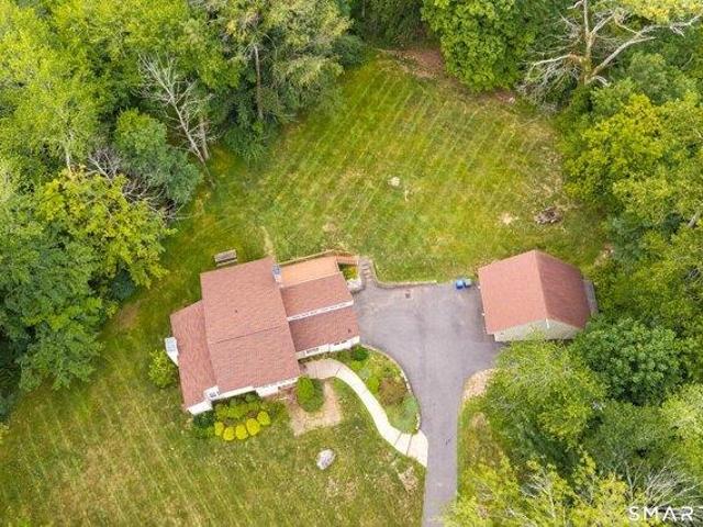 4 bedroom, East Hartford CT 06118 105189842