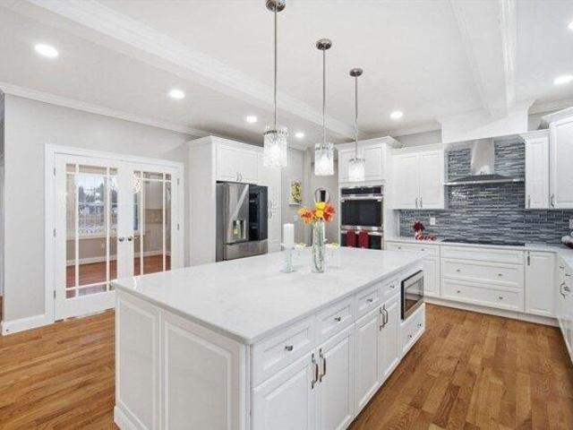 4 bedroom, East Longmeadow MA 01028 102283766