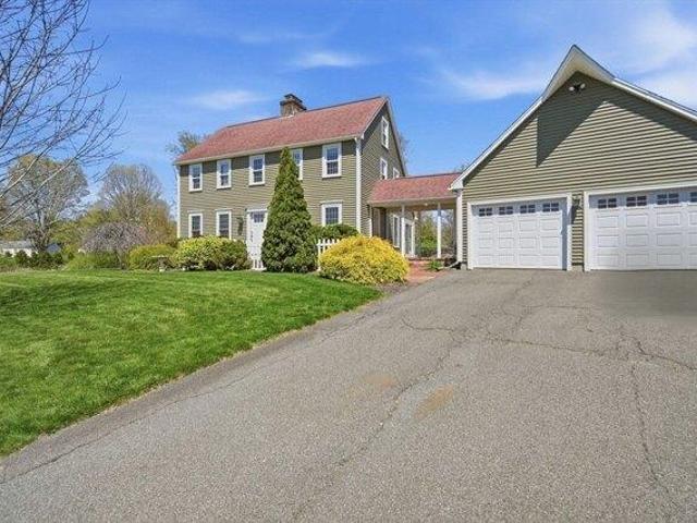 4 bedroom, East Longmeadow MA 01028 102443867