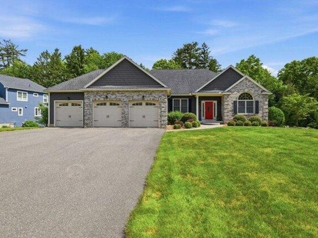 4 bedroom, East Longmeadow MA 01028 104008482